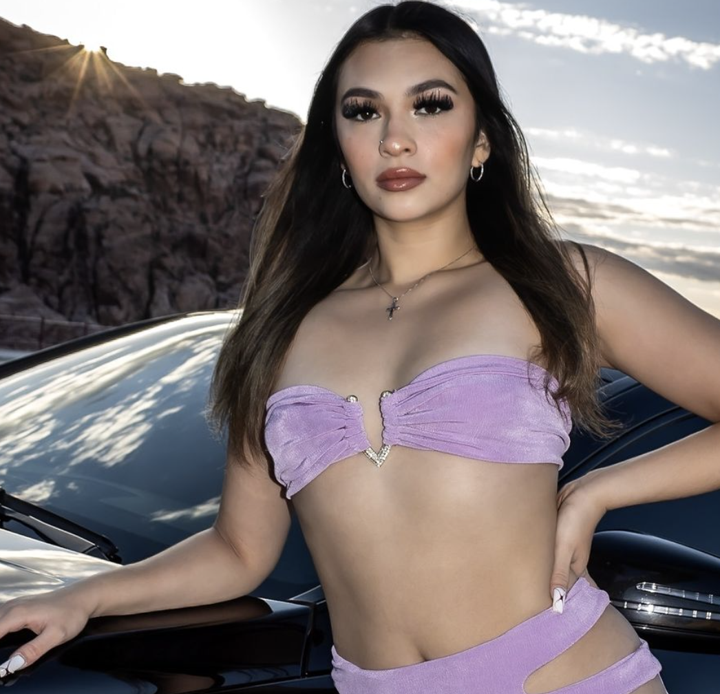 Top 10 Asian OnlyFans Creators in 2024 (UPDATED) - The Marketing Heros